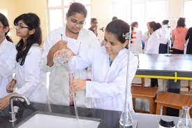 Institute of Home Economics [IHE], New Delhi: Courses, Fees, Placements